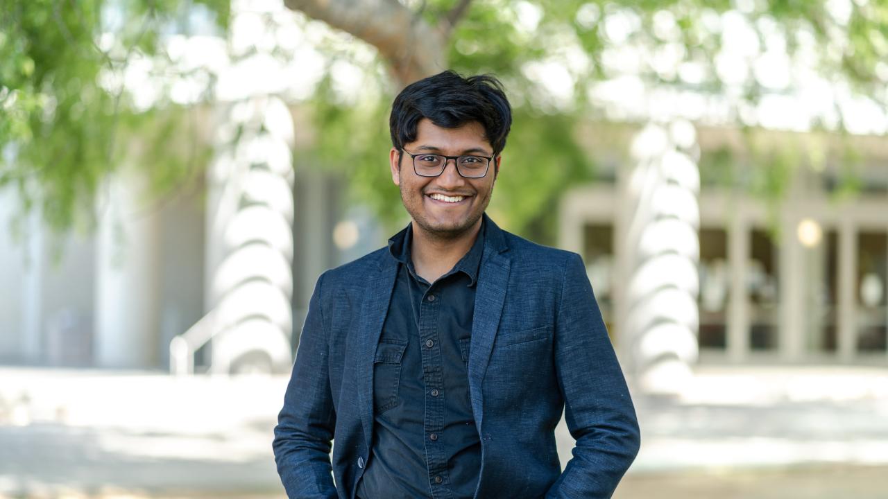 Aman Ganapathy Awarded 2023 M.S. Ghausi Medal | Computer Science | UC Davis Engineering